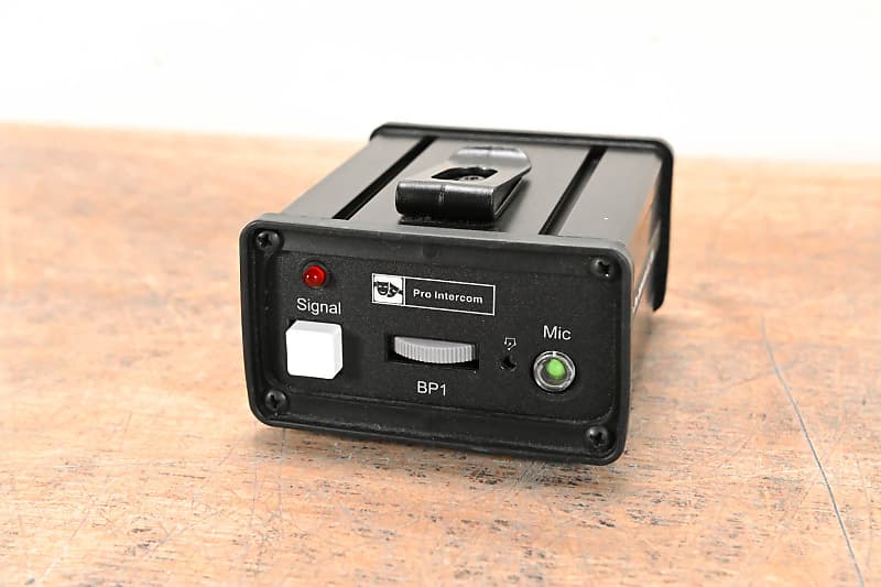 Pro Intercom BP1 Single-Circuit Headset Station Belt Pack | Reverb