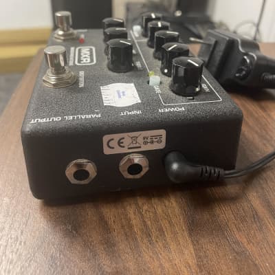 Pre-Owned MXR M80 Bass D.I. Bass Distortion Pedal | Reverb