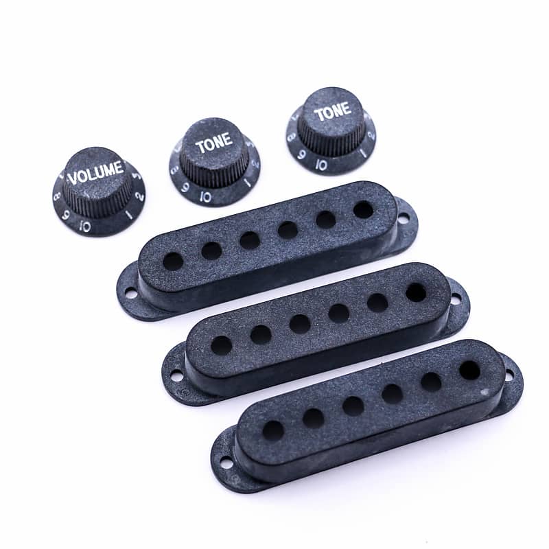 AGP ™ Relic Stratocaster ® Aged Pickups Covers *52/52/52mm | Reverb