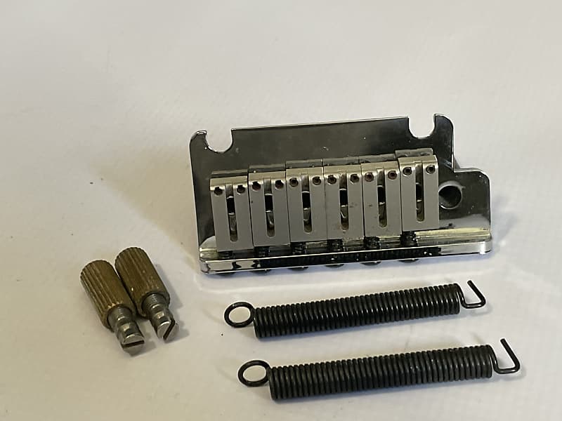 1990's Fender USA Deluxe Stratocaster 2 Post Chrome Tremolo | Reverb