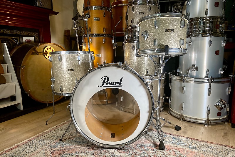 Pearl 'Artist Outfit' Vintage Drum Kit in Gold Sparkle - 1975 | Reverb