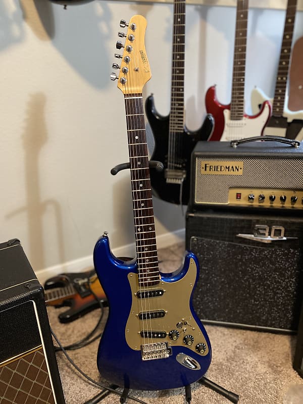 Fernandes Stratocaster (Partcaster) Sparkle Blue | Reverb