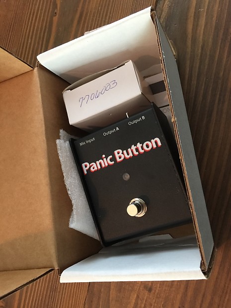 ProCo Panic Button 2015 Active A/B Mic Switcher/Muting | Reverb Canada