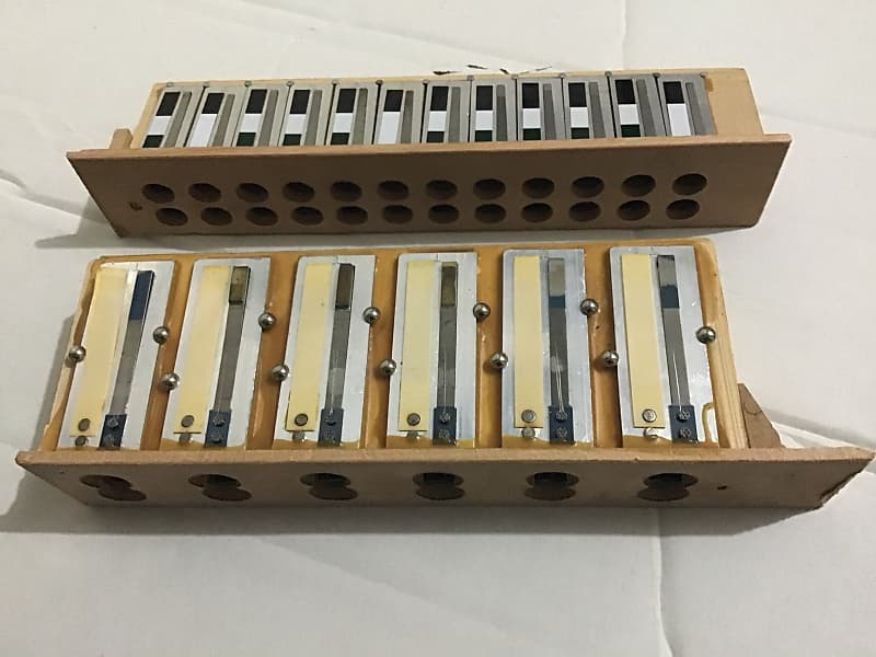 Hohner Corona lll-IllR Bass reed blocks | Reverb