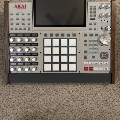 AKAI MPC 4000 CUSTOM "WOOD" STYLE IN LIKE A NEW CONDITION | Reverb