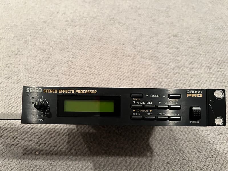 Boss Pro SE-50 Stereo Effects Processor 1/2 Rack with Rack | Reverb