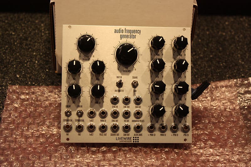 Livewire Audio Frequency Generator AFG v2 | Reverb