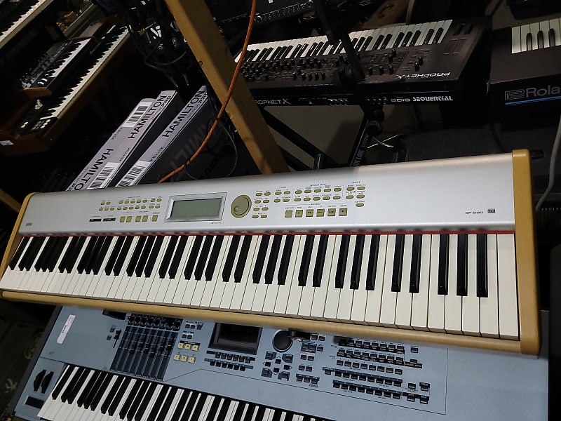 Korg SP-500 88-Key Digital Piano - Local Pickup Only | Reverb