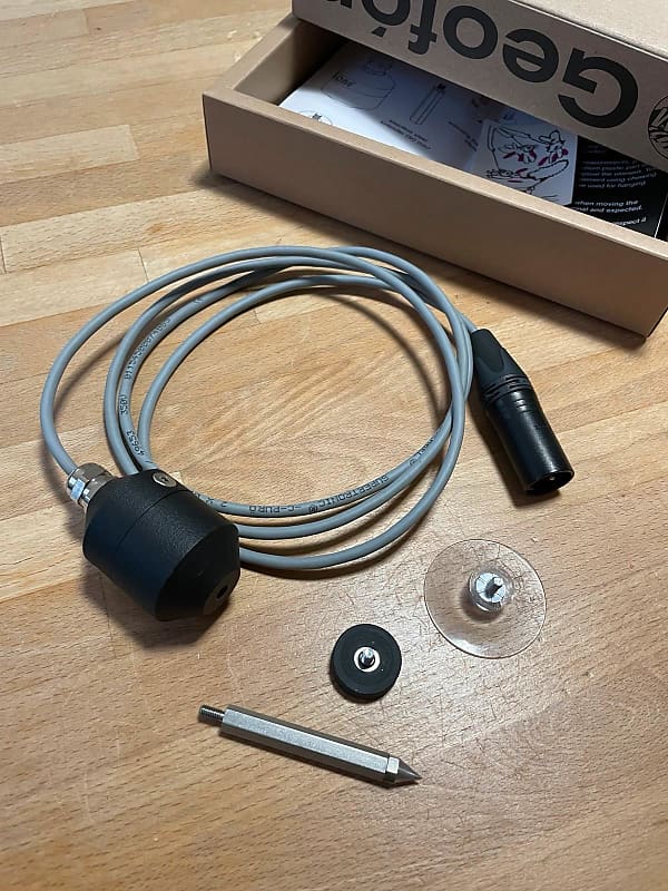 LOM Geofon Omnidirectional Seismic Contact Microphone | Reverb