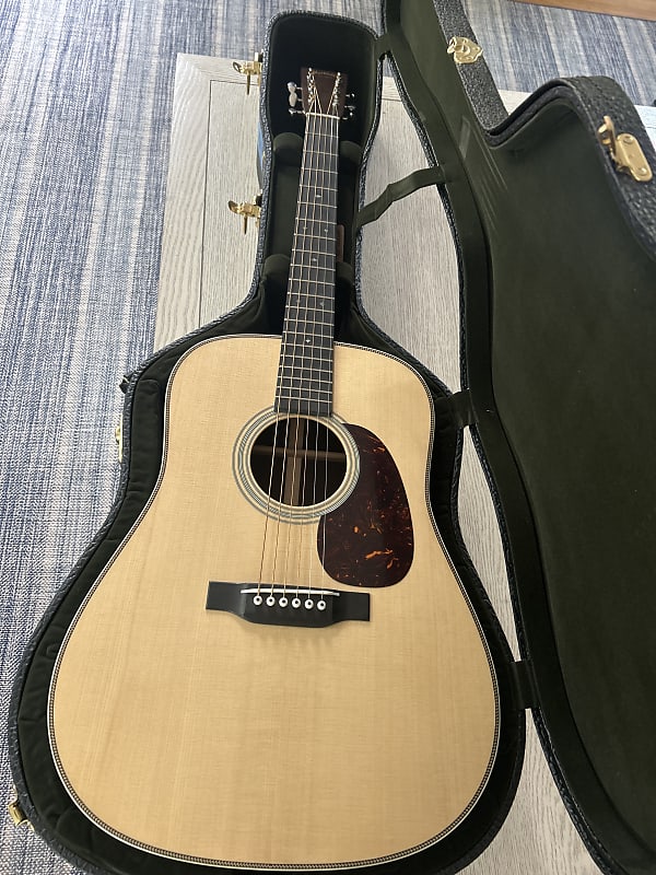 Martin D-28 Authentic 1937 with VTS D-28 1937 | Reverb