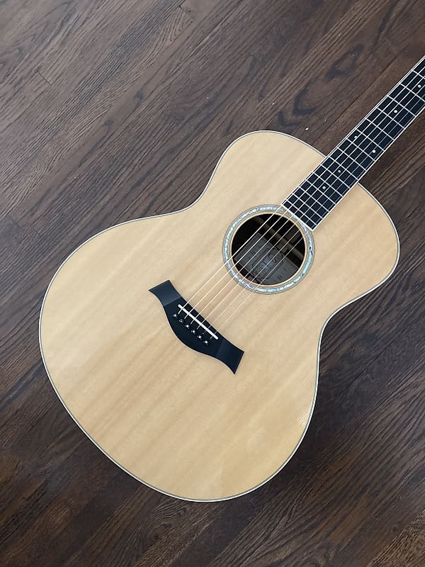 Taylor Grand Symphony (GS8) Rosewood 2006 | Reverb