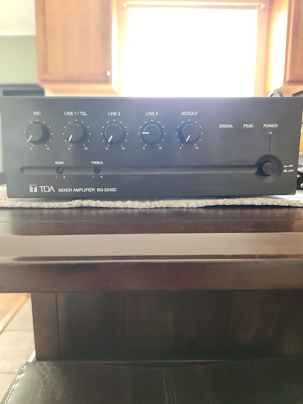 Toa BG-2240D-AM stereo amplifier | Reverb