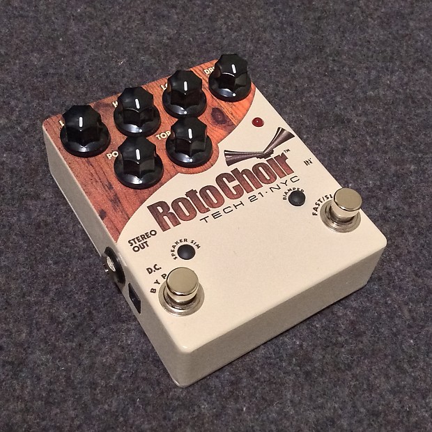 Tech 21 RotoChoir 2011 | Reverb