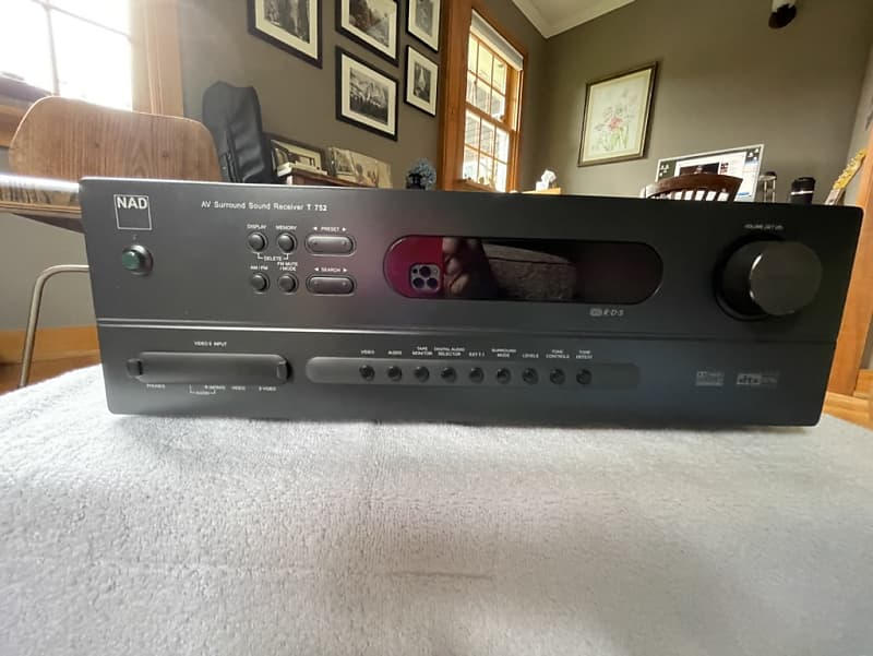 NAD T752 AV Surround Sound Receiver | Reverb