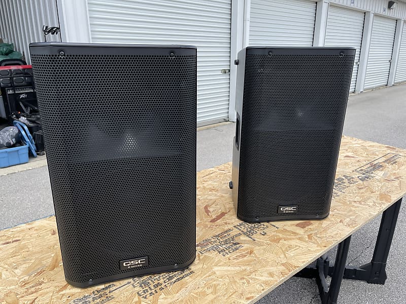(2) QSC K12 1000-Watt Active 2-Way PA Speakers (QSC totes) | Reverb