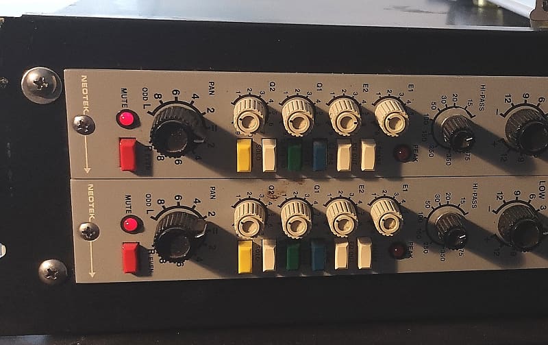 Neotek Series1 stereo Channel Strip Rack | Reverb