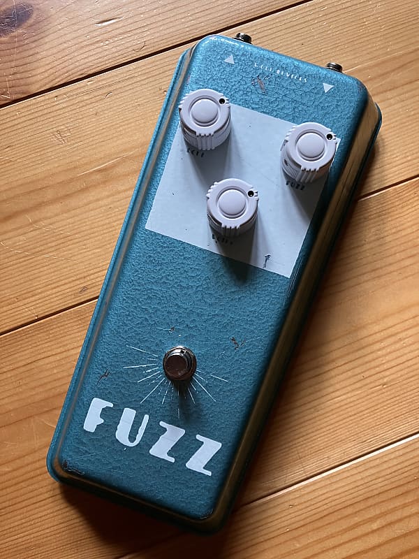 Wolf Devices / Fuzz MK 1.5 / Vintage blue hammer (Fuzz Face) | Reverb