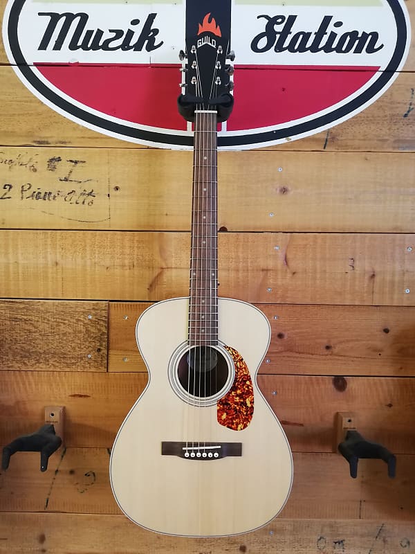 Guild M-240E Natural Satin | Reverb