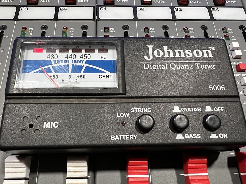 Johnson Digital quarts tuner 5006 | Reverb