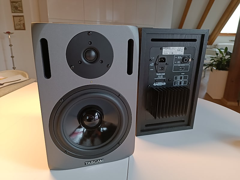 Tascam VL-A8 - dark brown /grey Bi-Amp Studio Monitor | Reverb