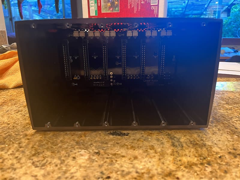 Lindell Audio 506 Power 6-Space 500 Series Rack- Black | Reverb