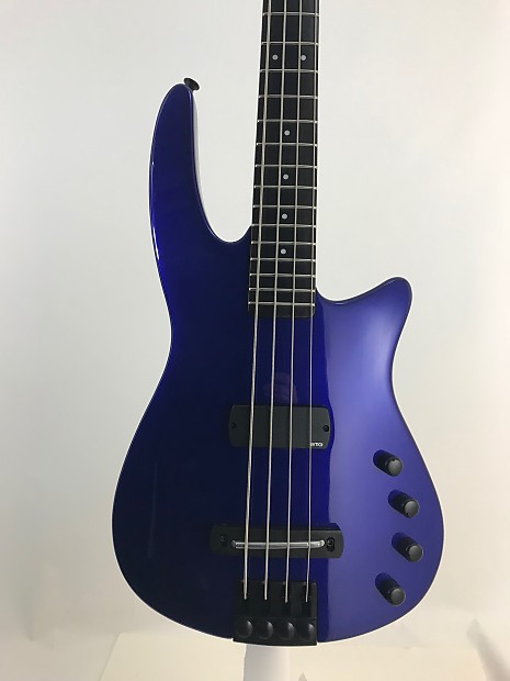 NS Design WAV4 RADIUS Bass Guitar by Ned Steinberger B-Stock | Reverb