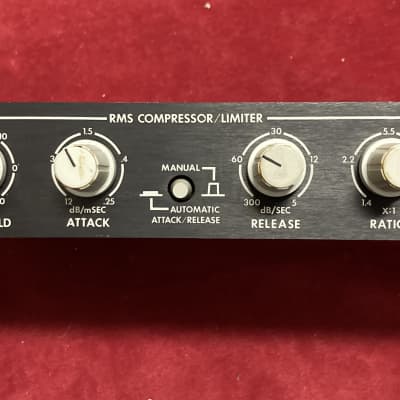 Symetrix 501-Peak RMS Compressor/Limiter-Old School | Reverb