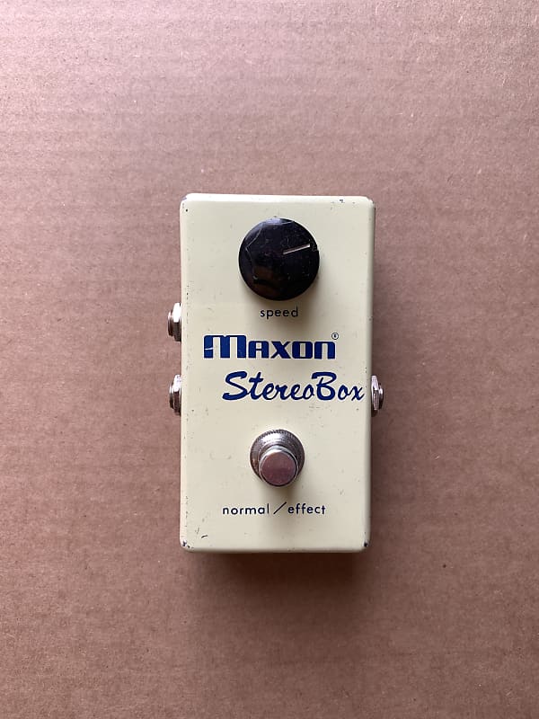 Maxon Stereo Box Tremolo / Pan Effect for Guitar | Reverb