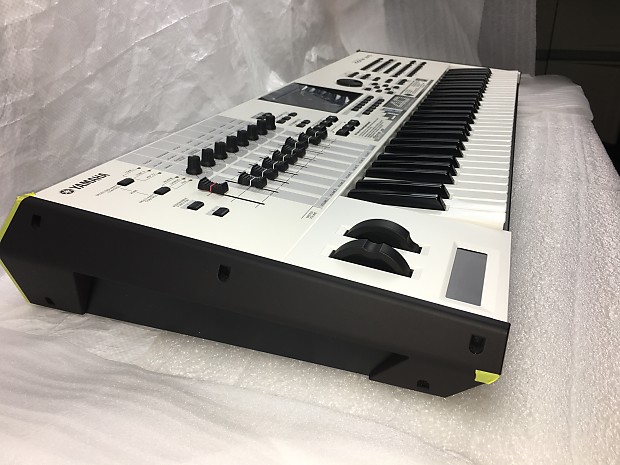 NEW -Yamaha MOTIF XF6 40th Anniv. White - W/Complete | Reverb