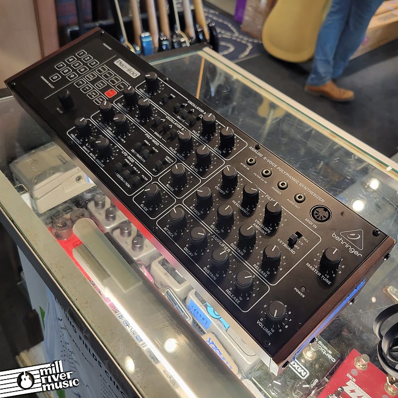 Behringer Pro-800 Analog 8-Voice Polyphonic Synth w/ Box Used | Reverb