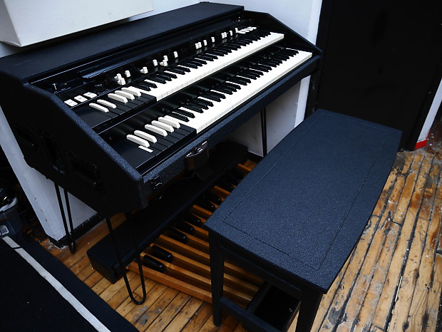Hammond b-3 Organ w Bench and Pedals - The Northern Chop by | Reverb