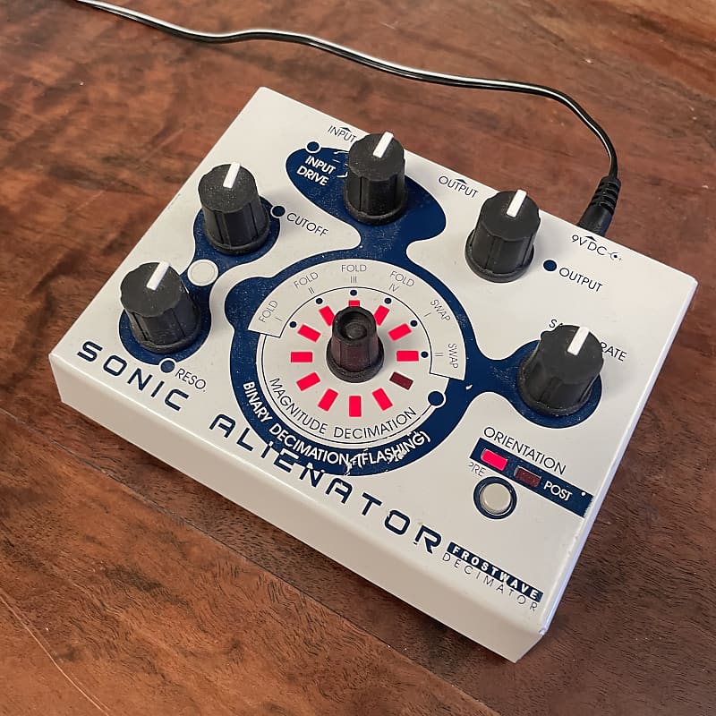 Frostwave Sonic Alienator Bit Crusher & Low Pass Filter Pedal | Reverb