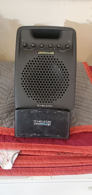 TC Helicon VoiceSolo Personal Vocal Monitor VSM-300XT Black | Reverb