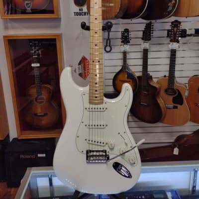 Fender 75th Anniversary Stratocaster 2021 - Diamond | Reverb