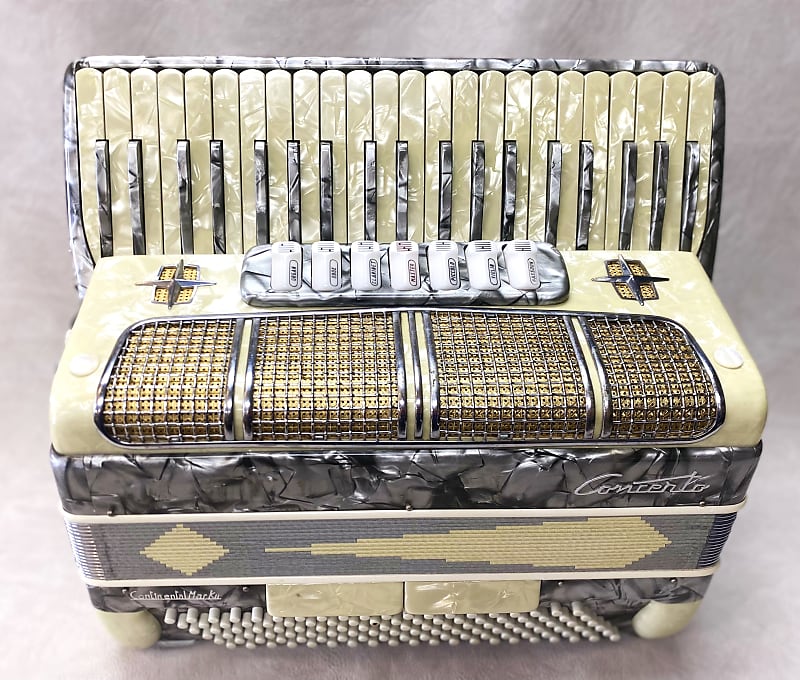 SILVER MAROTTA CONCERTO 3-REED ACCORDION #CBMC220 | Reverb