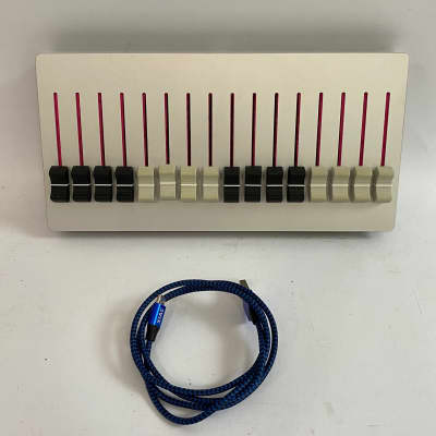 Michigan Synth Works XVI Desktop Faderbank (Silver) [DEMO] | Reverb