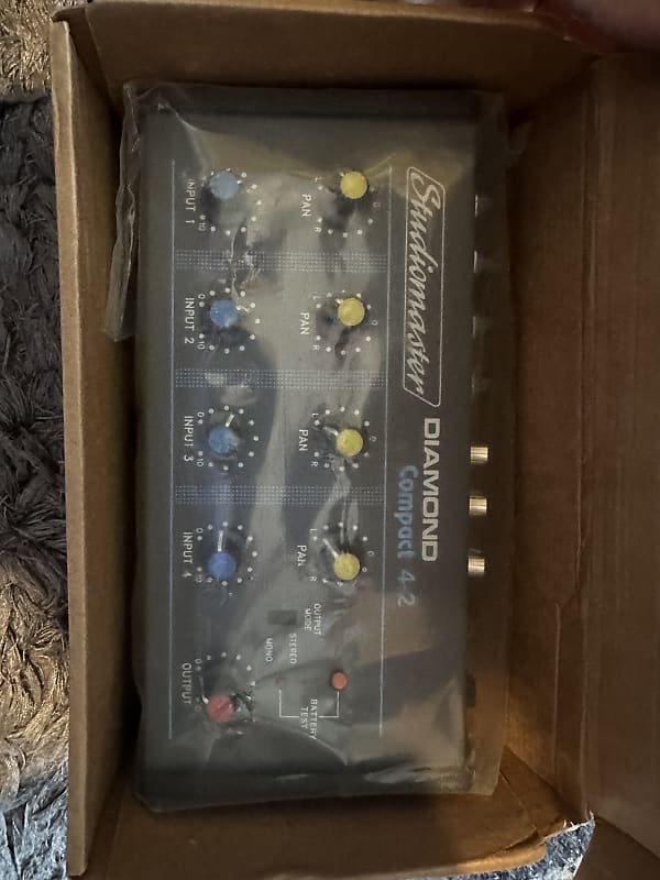 Studiomaster Diamond Compact 4-2 2010’s - Black | Reverb