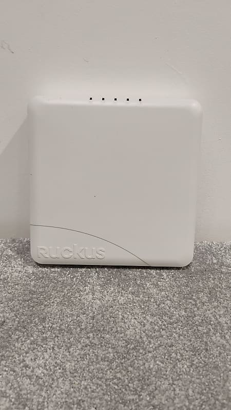 Ruckus ZoneFlex R500 – Dual-Band Wireless Access Point – Very | Reverb
