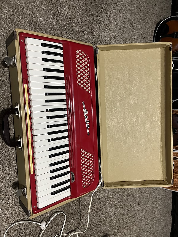 Aria suitcase style electric organ (harmophone) early 1960s - | Reverb