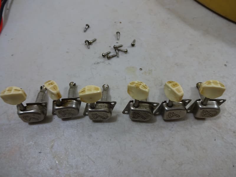 1969 Fender Mustang - white button F tuners | Reverb