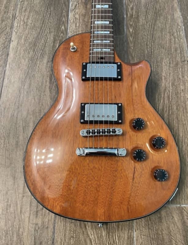 SALE Larrivee RS-4 - Natural Mahogany | Reverb