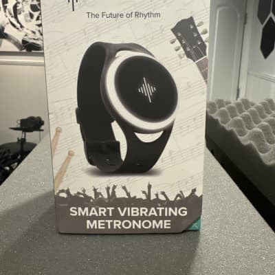 Soundbrenner Pulse Vibrating Metronome with Body Strap | Reverb
