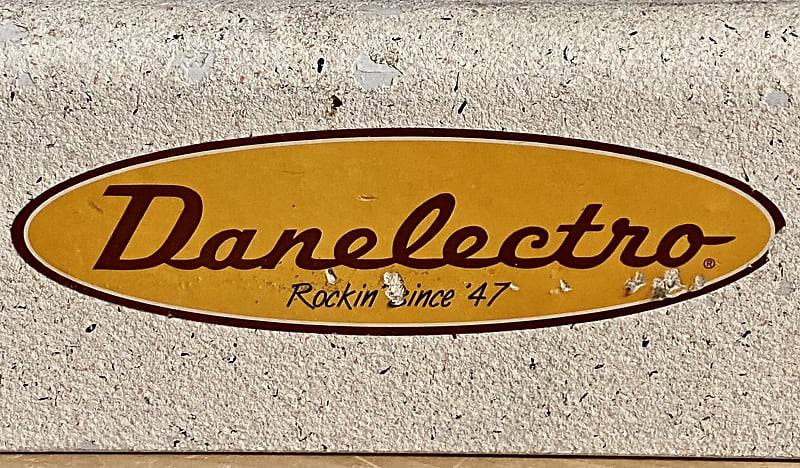 Danelectro Pedal Board Demo Board II with cables, Very Cool | Reverb