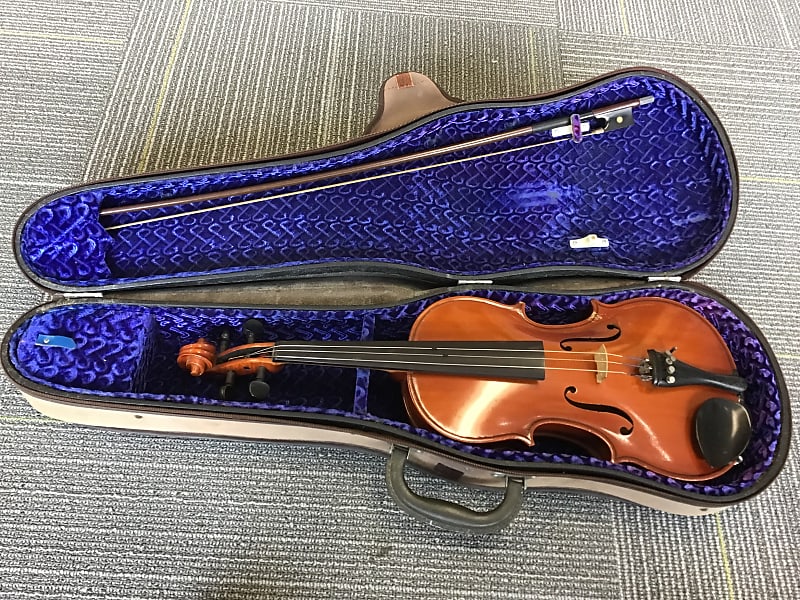 Andrew Schroetter Student Unknown - Natural | Reverb