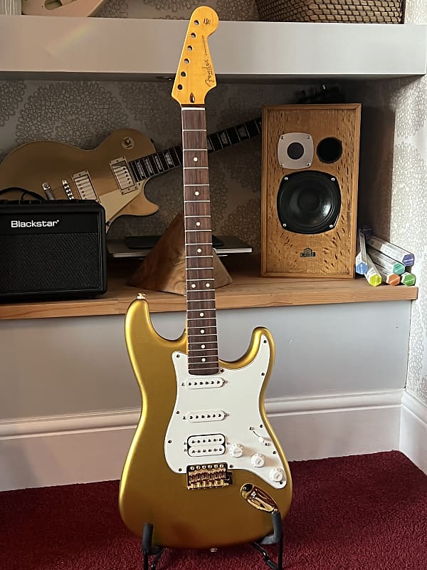 Partscaster Strat 2023 - Gold Gloss | Reverb