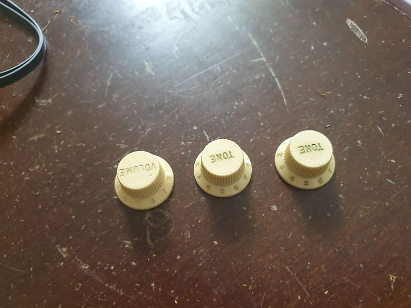 Fender Stratocaater Pre cbs knobs 1965 - White | Reverb