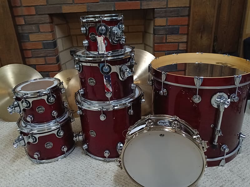 Dw Performance Red Cherry Lacquer Complete set | Reverb