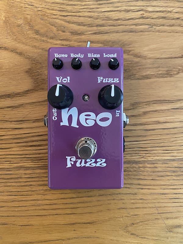 MI Audio Effects Neo Fuzz v1 Mid-00s | Reverb UK