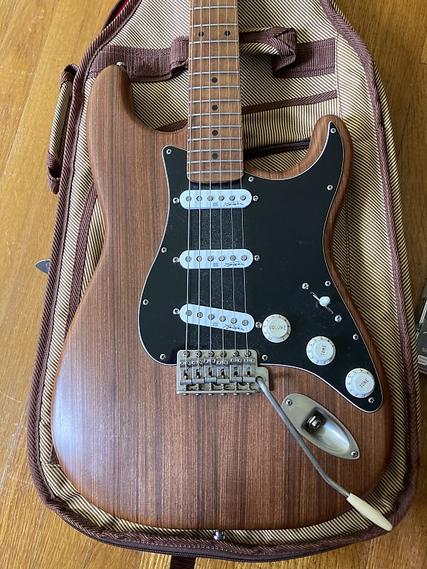 Custom Strat type guitat Strat - Walnut | Reverb
