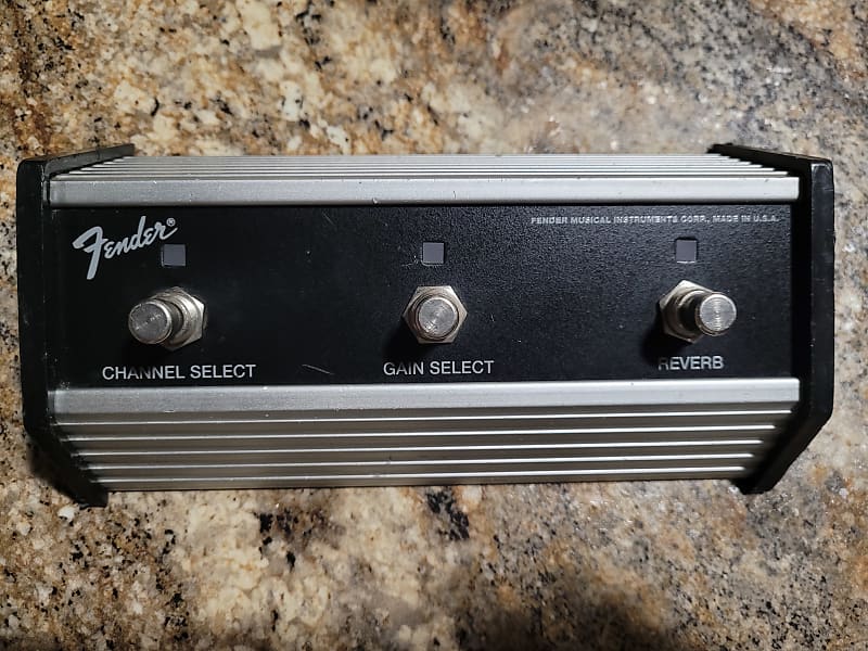 Fender Vintage 3-button footswitch | Reverb